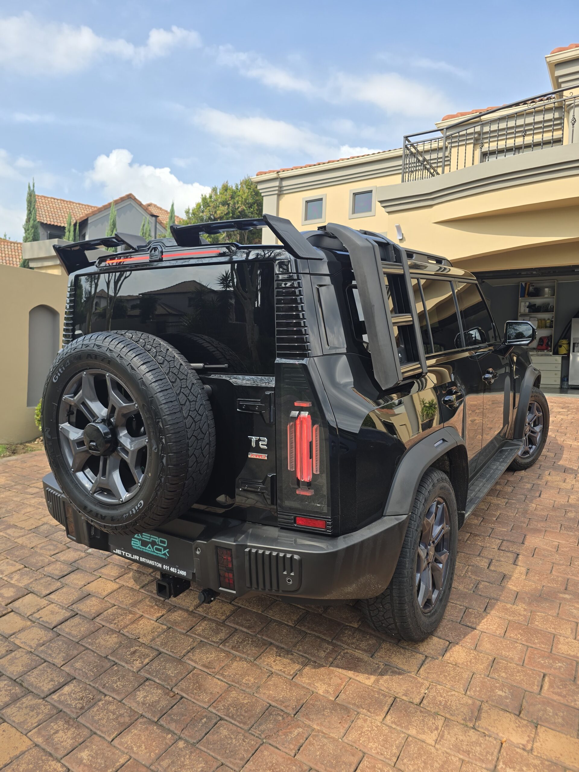 JETOUR T2 DARK KNIGHT ROOF SPOILER – aeroblack