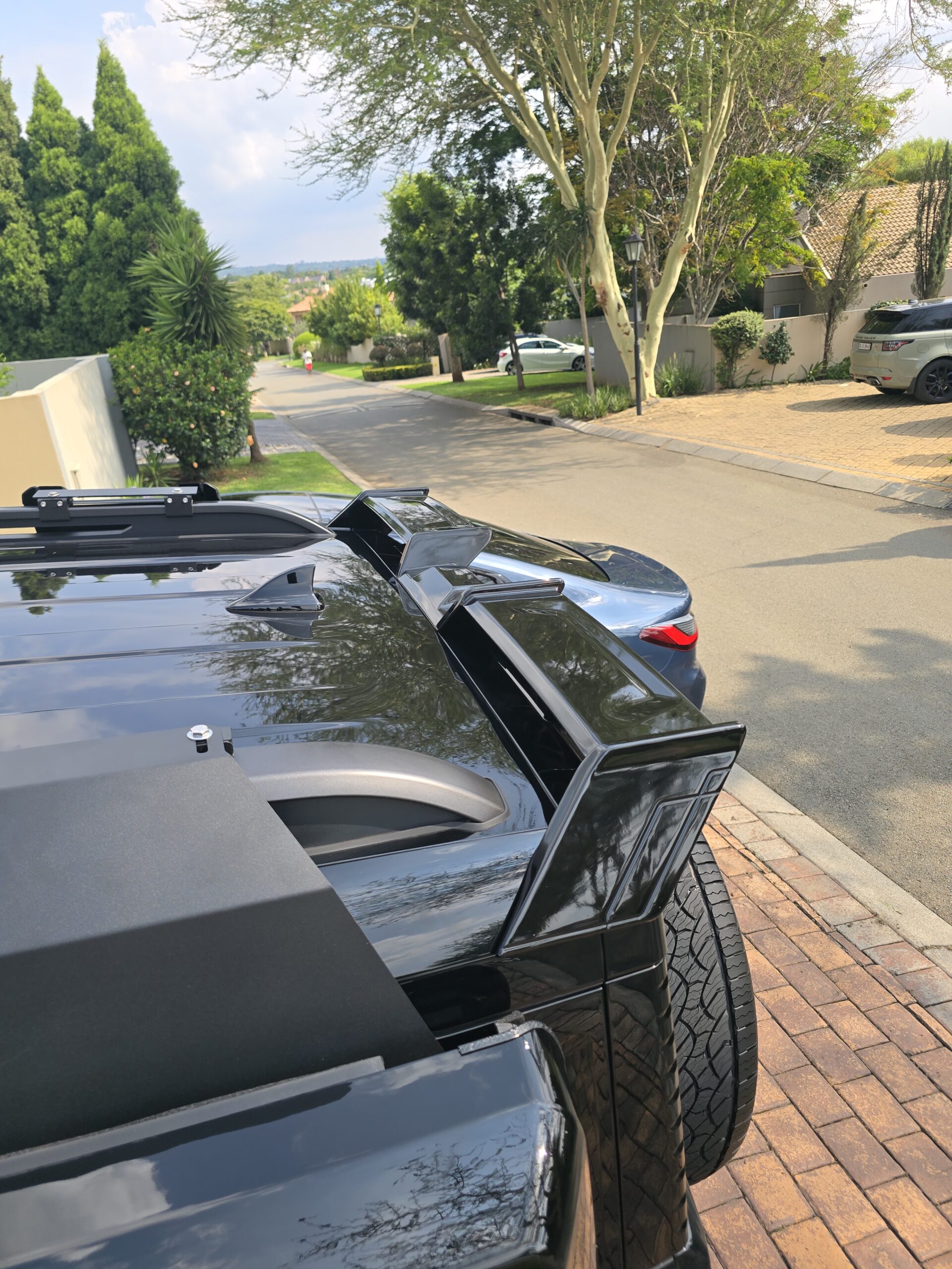 JETOUR T2 DARK KNIGHT ROOF SPOILER – aeroblack